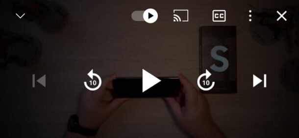 YouTube Pause Button Not Disappearing? 6 Ways to Fix