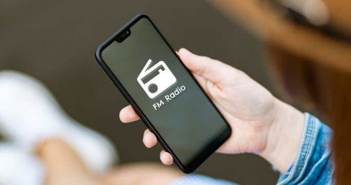 How to Unlock FM Radio on Your Smartphone