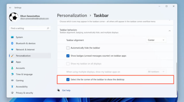 How to Quickly View Your Desktop on Windows 11