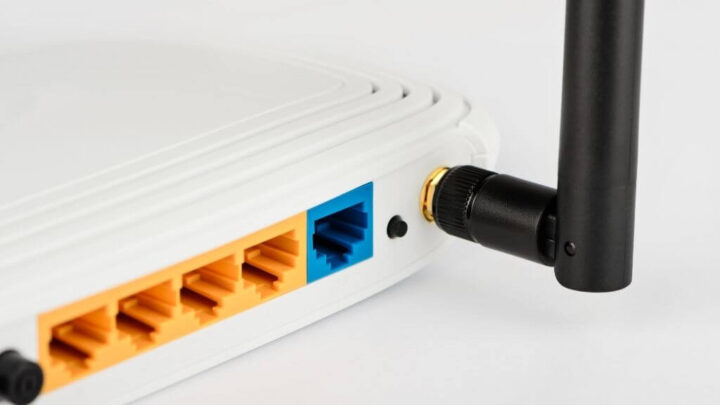 What Is a 502 Bad Gateway Error (And How to Fix It)