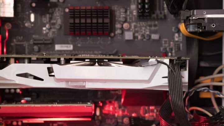 How to Find Out What Graphics Card is in Your Windows 11 PC