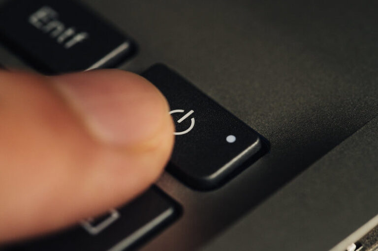 10 Ways to Shut Down and Restart a Windows 11 PC
