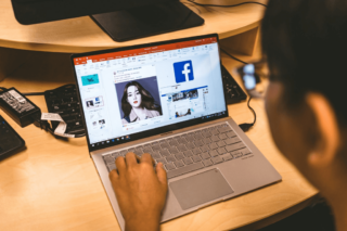 How to Use Motion Path Animations in Microsoft PowerPoint