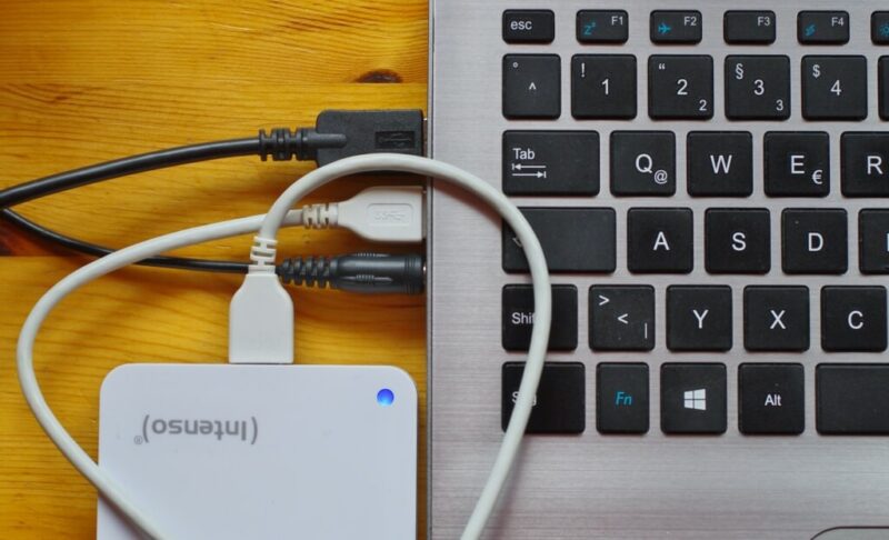 Why Your Laptop Won’t Turn On and 9 Ways to Fix
